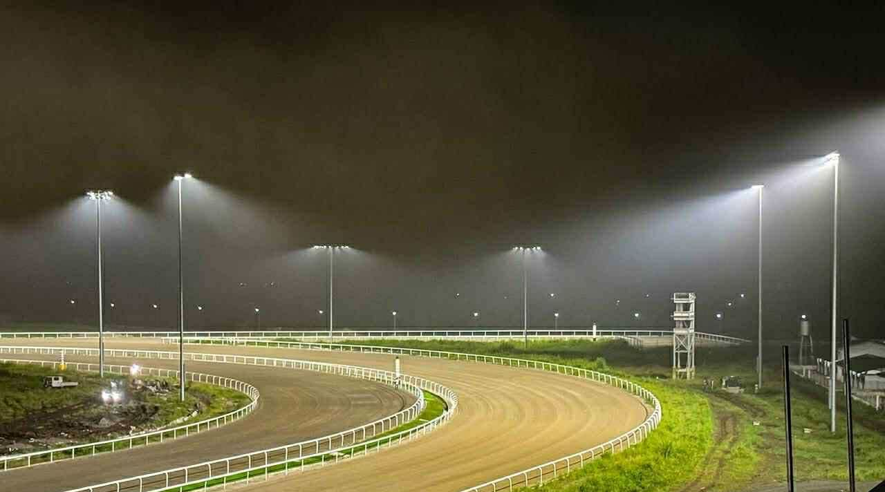 Horse racing in the Philippines rehearses for a new beginning